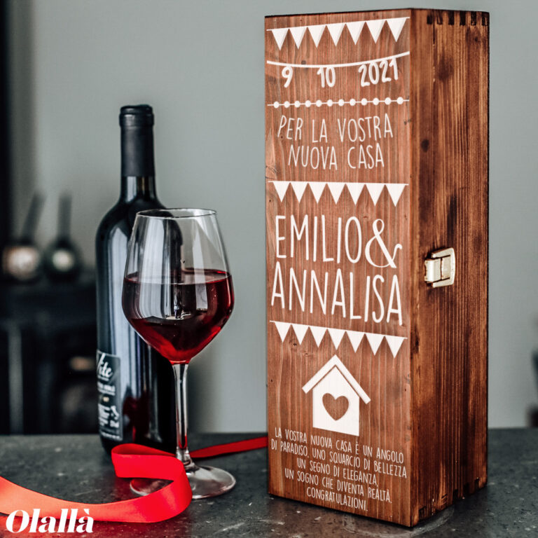 Cassettina Porta Vino in Legno Personalizzata con Festoni - Idea Regalo ...