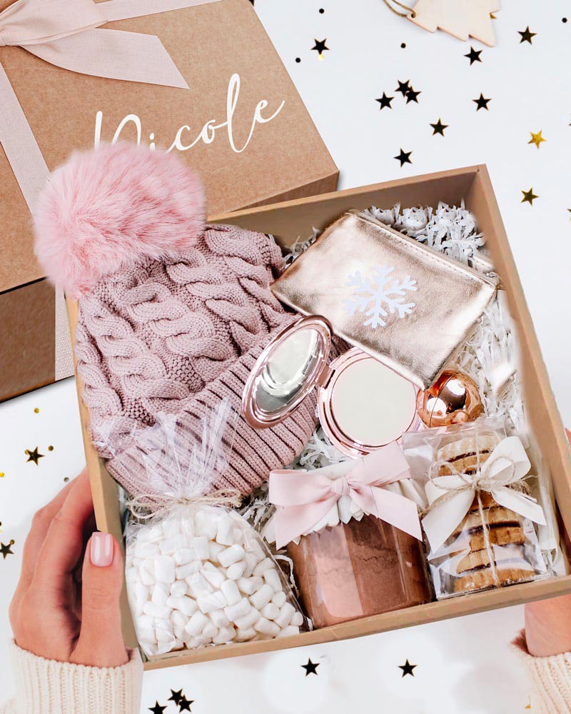 Gift Box per Ragazza "Magia di Natale" Rosa con Berretto Pon Pon ...