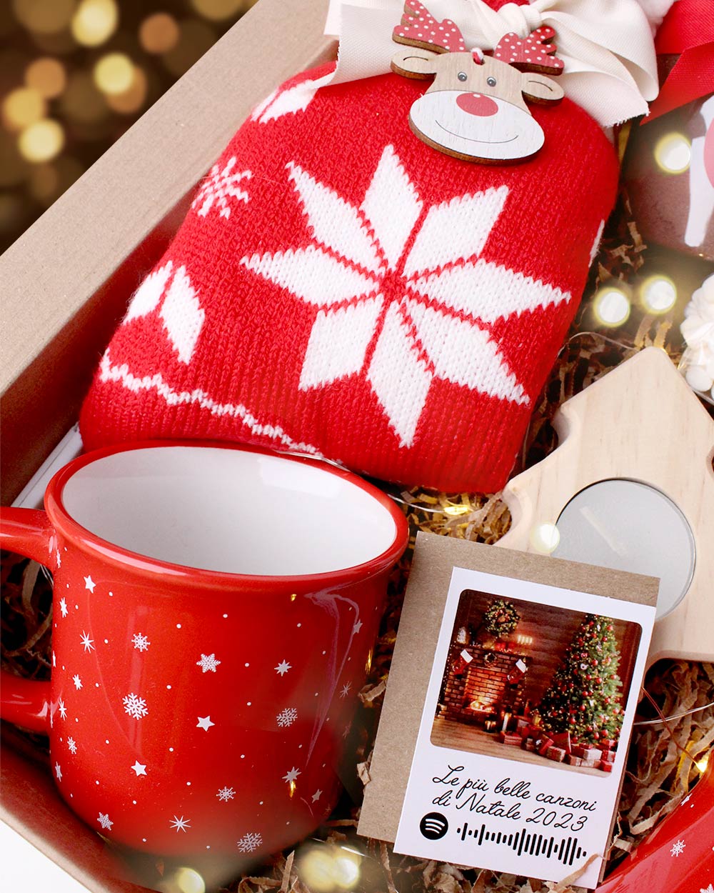 Gift Box "Coccole per Due" con Calzini Natalizi, Dolci Sorprese, Tazze ...