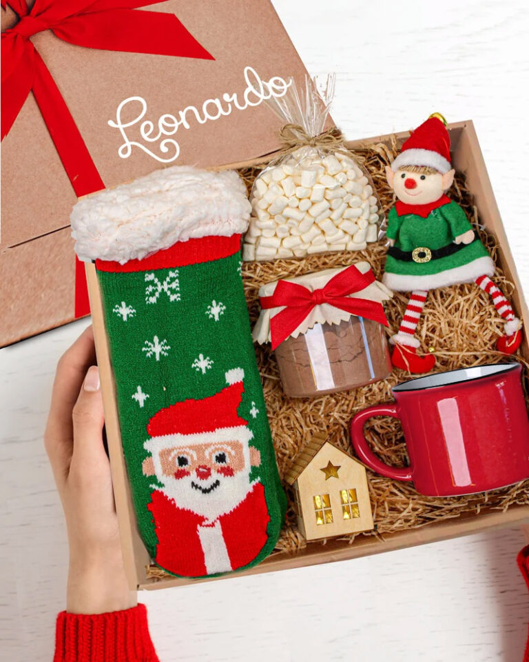 Gift Box "Aspettando Babbo Natale" con Calzini, Cioccolata Calda e ...